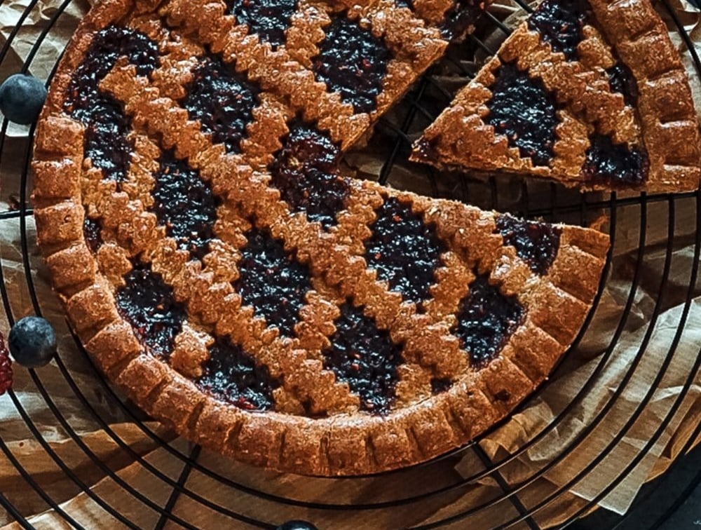Tarte aux Pralines: The Iconic Dessert of Lyon | ChicNest