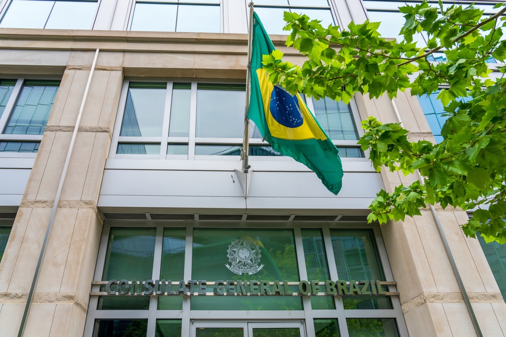Brazilian Consulates Warn of Phone Scams Targeting Immigrants in the U ...