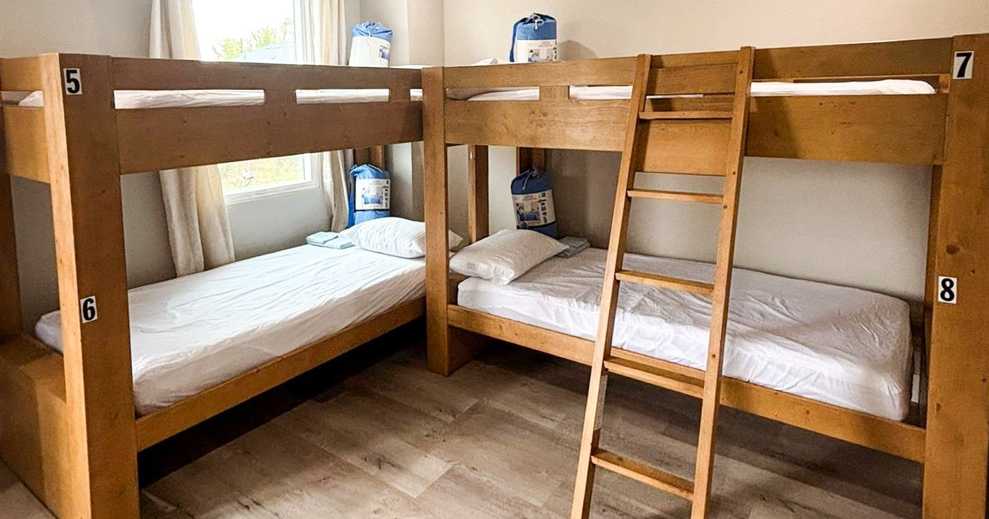 Comfortable Rooms for Flight Attendants | The Houston Crash Pad