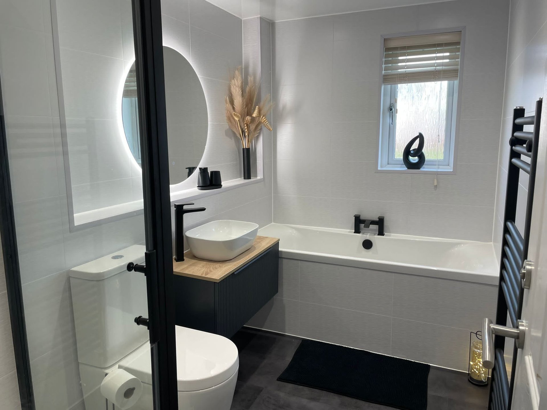 Rhino Panels - Superior Wetwall Panels with RealGroove Grout Lines ...