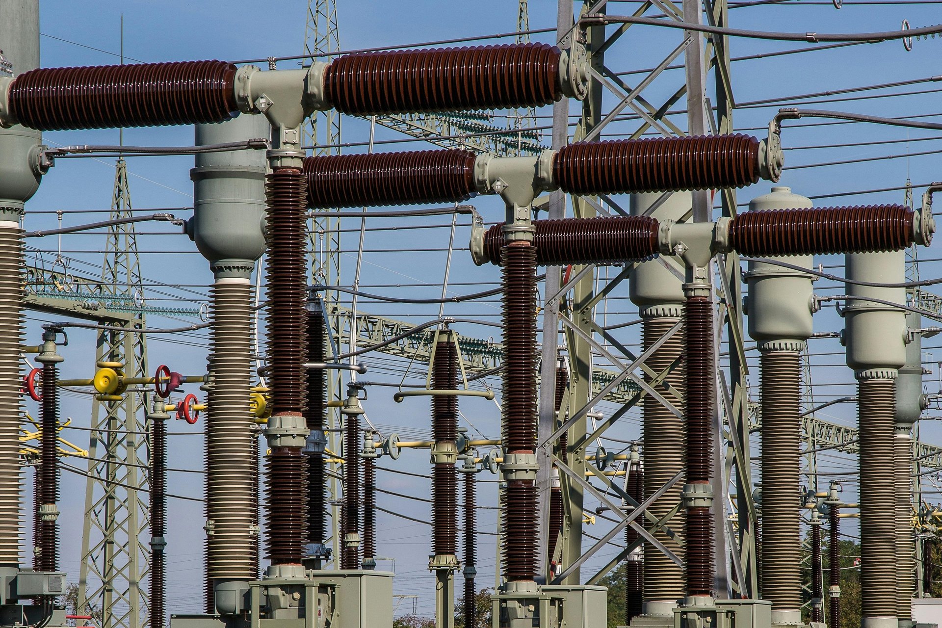 Conectores Codo Loadbreak ANSI 200A – 15 kV, 25 kV y 35 kV | JRL Energy ...