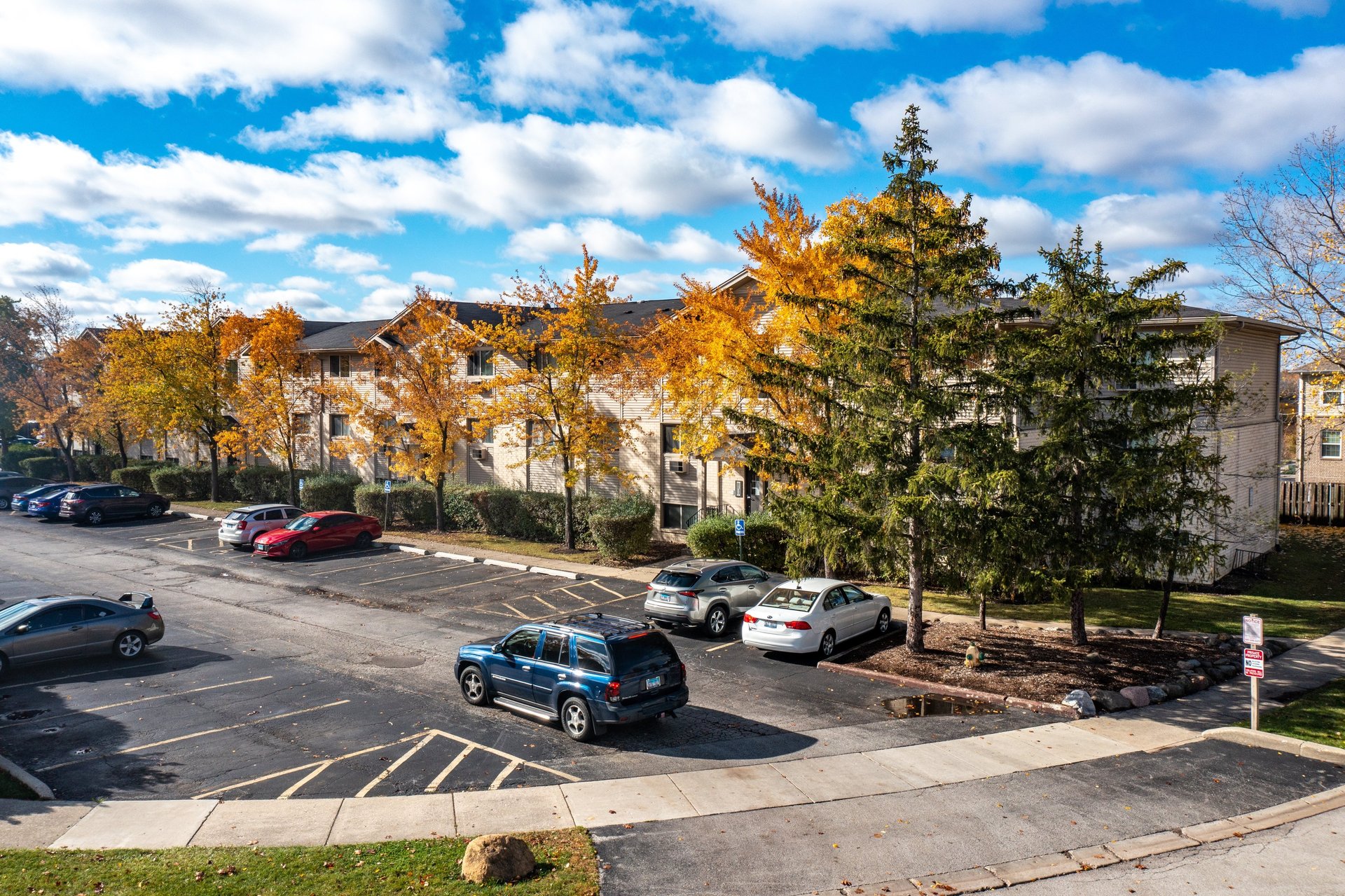 Brookstone Apartments In Waukegan Find Your Perfect Home Brookstone Brookstone Apartments In Waukegan Find Your Perfect Home Brookstone