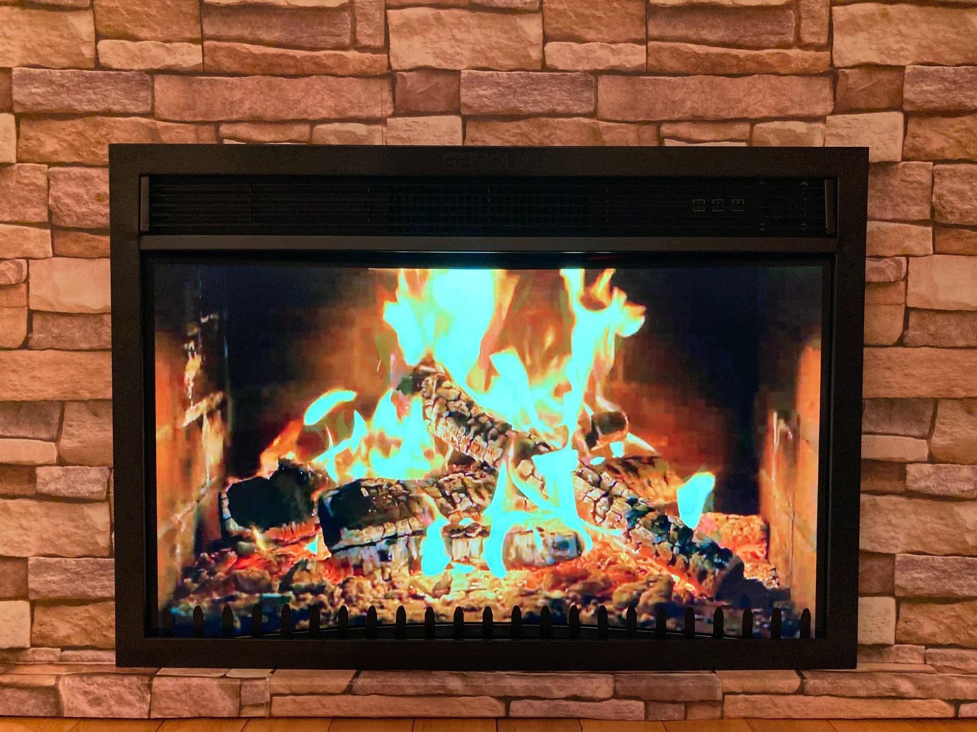 Best Electric Fireplaces | Realistic Electric Fireplace | Real video ...