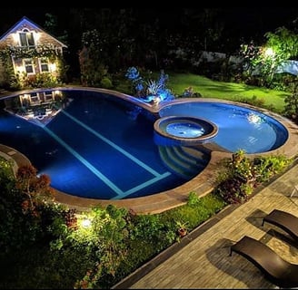 El Casa Azul: Your Private Resort in Amadeo | El Casa Azul