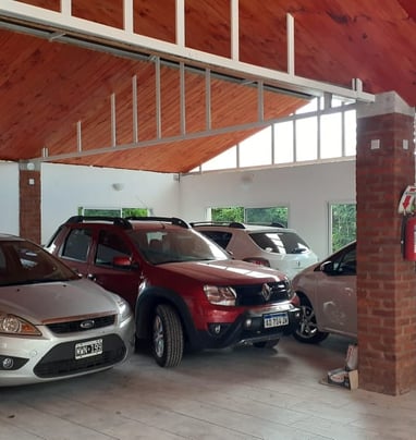 Cocheras Techadas en Fisherton - Estacionamiento Aeropuerto Rosario ...