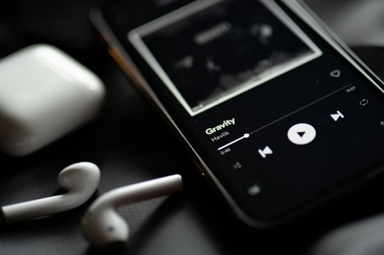 How to Set Up the Perfect Reading Playlist | Havenread