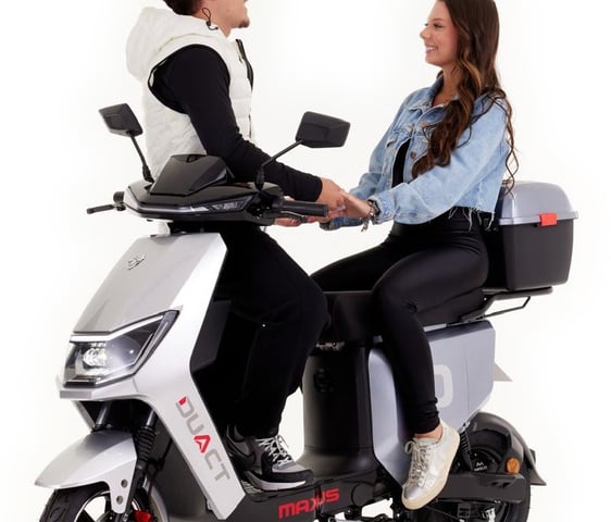 Scooter elétrica Duact: eficiência e liberdade no Brasil | DUACT • MAXUS