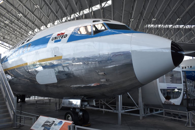 The Final Flight of a Legend: The Last flight of a 727-100 ...